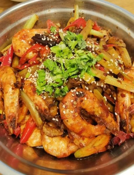 干锅虾的家常做法_干锅虾怎么做好吃又入味-第1张图片-山城妙识
