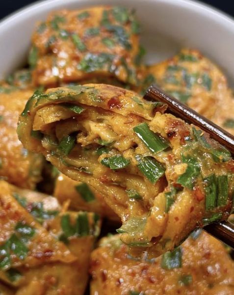 地瓜粉煎饼怎么做好吃_地瓜粉煎饼的家常做法-第3张图片-山城妙识