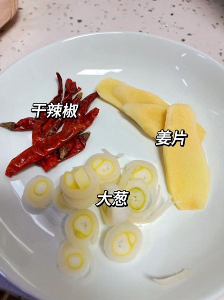 家炖排骨的家常做法_炖排骨怎么做好吃又烂-第3张图片-山城妙识