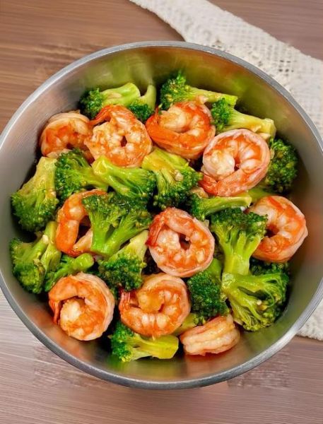 西兰花炒虾仁热量高吗_孕妇能吃吗-第2张图片-山城妙识