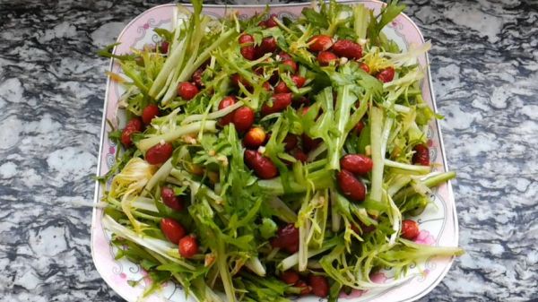 苦苣拌花生米怎么做_苦苣拌花生米用焯水吗-第1张图片-山城妙识 苦苣拌花生米怎么做_苦苣拌花生米用焯水吗-第1张图片-山城妙识