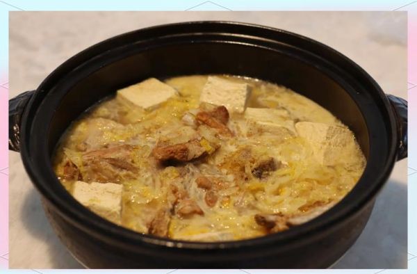 酸菜炖冻豆腐怎么做_酸菜炖冻豆腐的家常做法-第3张图片-山城妙识