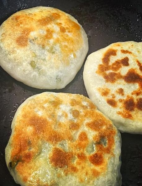 鸡蛋韭菜饼怎么做好吃_鸡蛋韭菜饼的家常做法-第1张图片-山城妙识