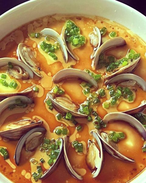 白蛤蒸蛋怎么做_白蛤蒸蛋要蒸多久-第2张图片-山城妙识