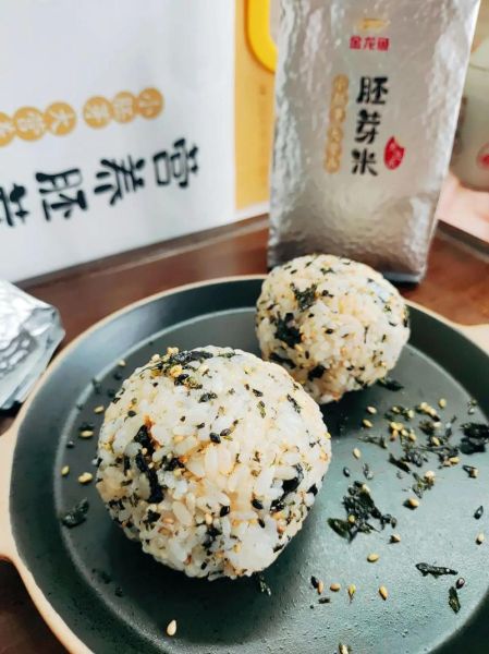 做饭团用什么米最好_饭团怎么保存不变硬-第1张图片-山城妙识