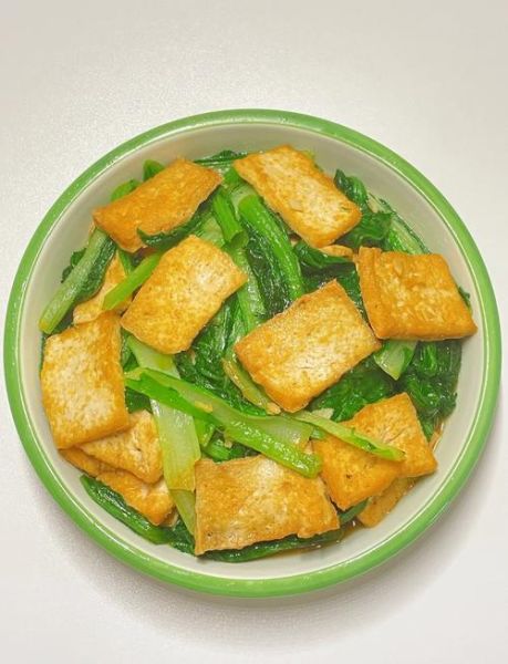 豆腐炒青菜怎么做_豆腐炒青菜先炒哪个-第1张图片-山城妙识