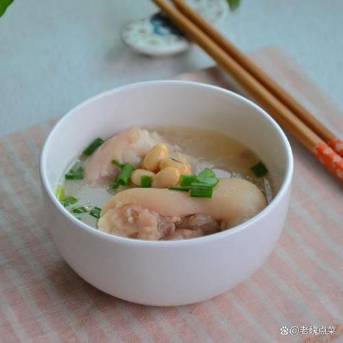 猪爪汤怎么做最好喝_猪爪汤去腥增香的秘诀-第2张图片-山城妙识