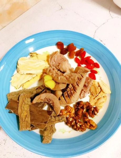 猪腰和什么炖汤比较好_猪腰炖汤搭配推荐-第2张图片-山城妙识