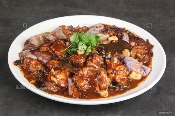 鲶鱼炖茄子怎么做_东北家常做法-第2张图片-山城妙识