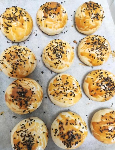 蛋黄酥怎么做_蛋黄酥做法详细步骤-第3张图片-山城妙识