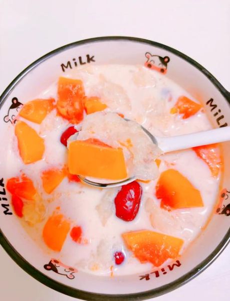 木瓜炖牛奶结块有害吗_木瓜炖牛奶结块还能吃吗-第1张图片-山城妙识