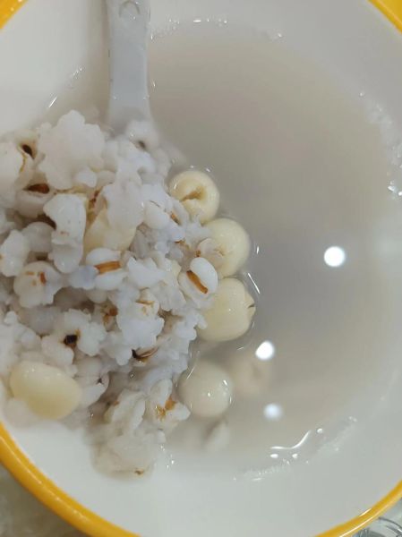 薏米仁饭最简单的吃法_薏米仁饭怎么做才好吃-第1张图片-山城妙识