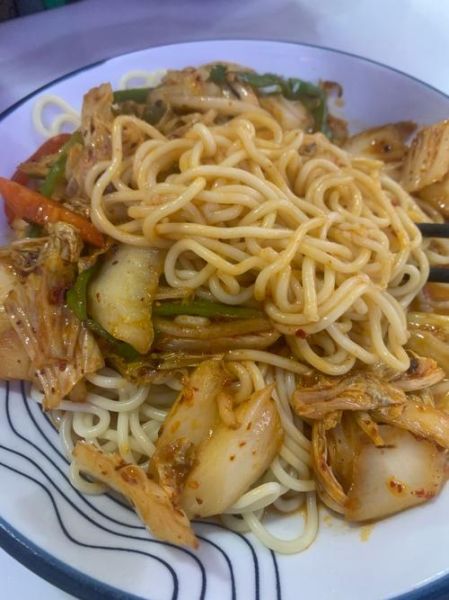 辣白菜面条怎么做好吃_辣白菜面条简单做法-第1张图片-山城妙识