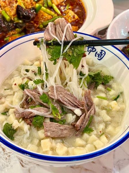 牛羊肉泡馍高清图片哪里找_正宗泡馍高清图怎么拍-第1张图片-山城妙识