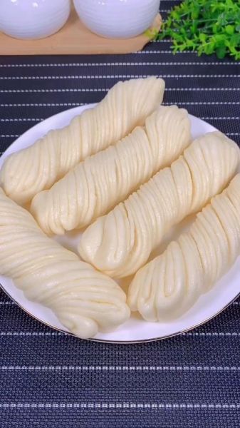 千层盘丝大花卷怎么做_盘丝大花卷详细步骤-第1张图片-山城妙识 千层盘丝大花卷怎么做_盘丝大花卷详细步骤-第1张图片-山城妙识