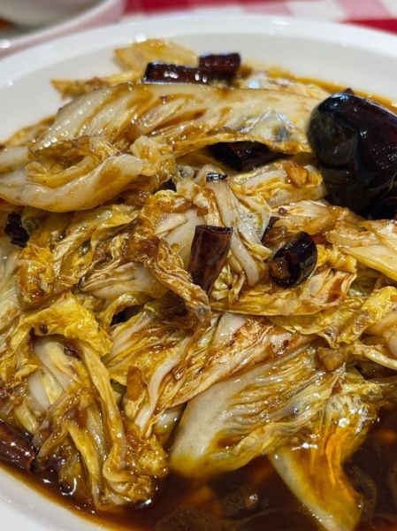 白菜镶金边是什么菜_怎么做才正宗-第1张图片-山城妙识 白菜镶金边是什么菜_怎么做才正宗-第1张图片-山城妙识