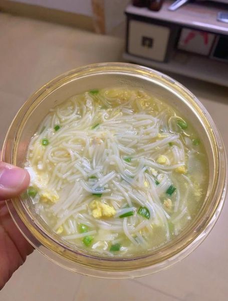 葱花清汤面怎么做_清汤面怎么做好吃又简单-第1张图片-山城妙识