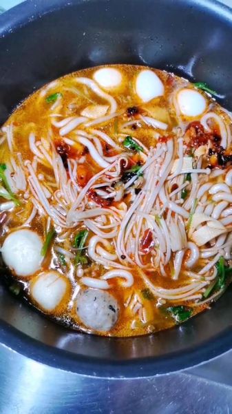 家常土豆粉怎么做好吃_土豆粉煮多久才筋道-第2张图片-山城妙识 家常土豆粉怎么做好吃_土豆粉煮多久才筋道-第2张图片-山城妙识