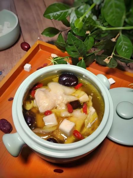 滋补养颜汤怎么做_哪些食材最养肤-第2张图片-山城妙识 滋补养颜汤怎么做_哪些食材最养肤-第2张图片-山城妙识