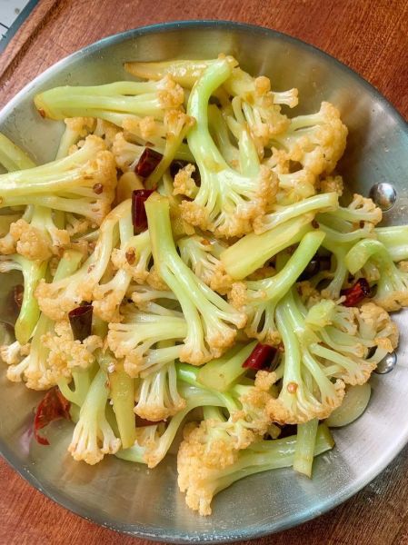 花菜怎么炒好吃_花菜怎么焯水才脆-第1张图片-山城妙识 花菜怎么炒好吃_花菜怎么焯水才脆-第1张图片-山城妙识