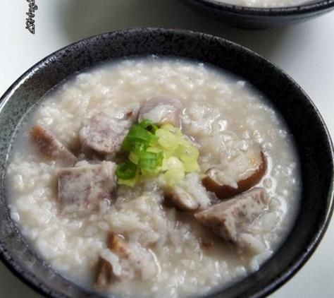 高压锅排骨芋头粥怎么做_排骨芋头粥高压锅做法-第1张图片-山城妙识