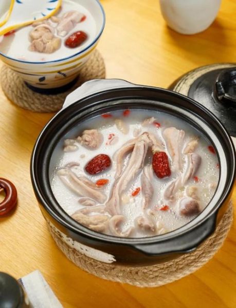 正宗四川猪肚鸡的做法_猪肚鸡怎么做好吃-第1张图片-山城妙识 正宗四川猪肚鸡的做法_猪肚鸡怎么做好吃-第1张图片-山城妙识