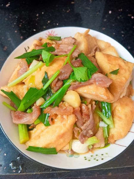 肉炒豆腐怎么做好吃_家常肉炒豆腐的做法窍门-第1张图片-山城妙识 肉炒豆腐怎么做好吃_家常肉炒豆腐的做法窍门-第1张图片-山城妙识