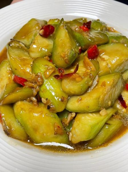 蒜蓉丝瓜怎么做_蒜蓉丝瓜的家常做法-第3张图片-山城妙识