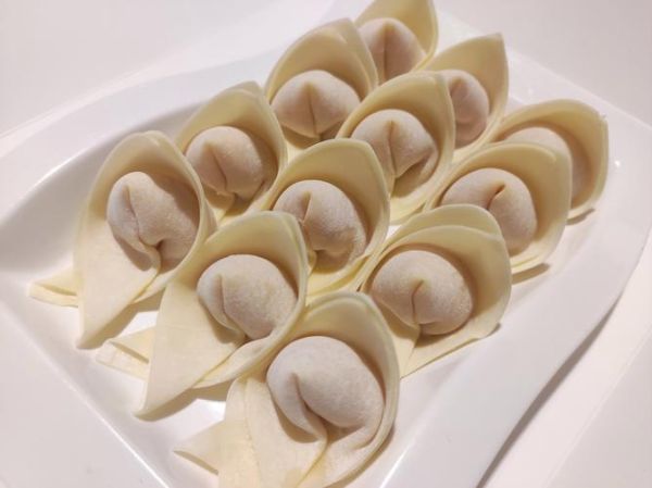 抄手是什么吃的_抄手和馄饨区别-第3张图片-山城妙识 抄手是什么吃的_抄手和馄饨区别-第3张图片-山城妙识