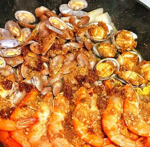 海鲜煲怎么做_海鲜煲最简单的做法-第1张图片-山城妙识