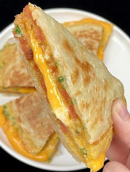 肉松饼热量高吗_肉松饼怎么做才酥脆-第1张图片-山城妙识