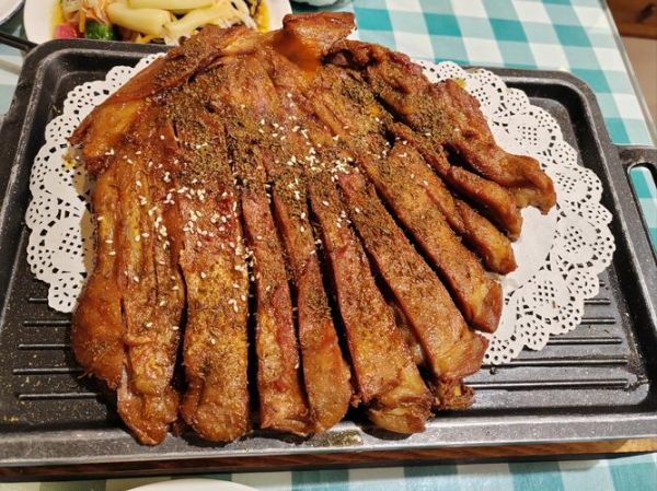 烤羊排图片大全_怎么做外酥里嫩-第1张图片-山城妙识 烤羊排图片大全_怎么做外酥里嫩-第1张图片-山城妙识