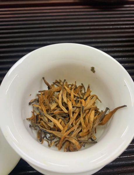 古树茶属于什么茶_古树茶是红茶还是绿茶-第1张图片-山城妙识