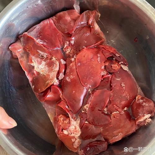 猫吃鸡肝的好处和坏处_猫能天天吃鸡肝吗-第3张图片-山城妙识