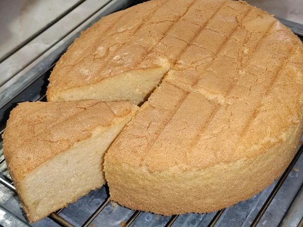 家用烤箱烤蛋糕温度时间_蛋糕不塌陷不回缩怎么做-第3张图片-山城妙识