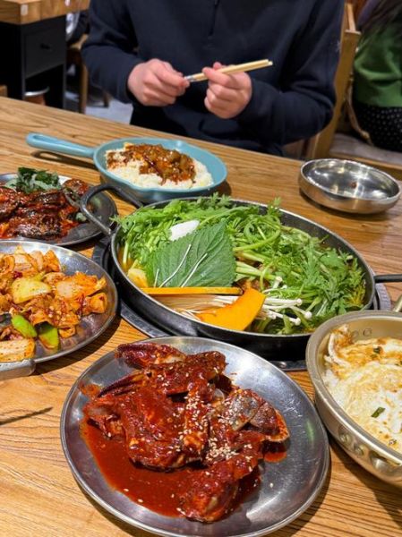 韩餐有哪些特色菜_正宗韩餐怎么吃-第3张图片-山城妙识 韩餐有哪些特色菜_正宗韩餐怎么吃-第3张图片-山城妙识