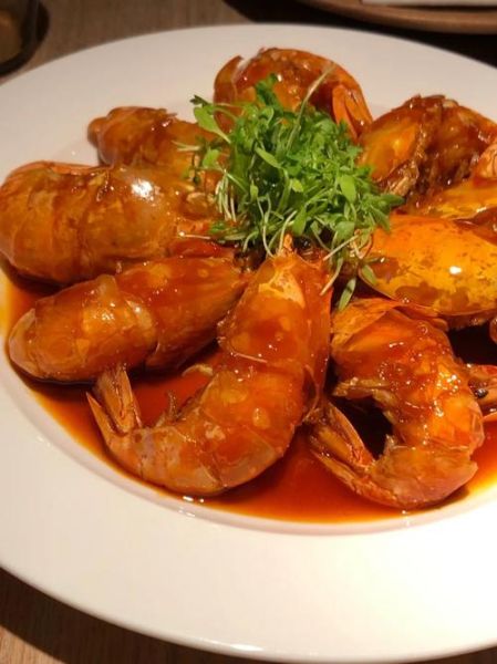 油爆大虾怎么做好吃_油爆大虾的家常做法-第1张图片-山城妙识