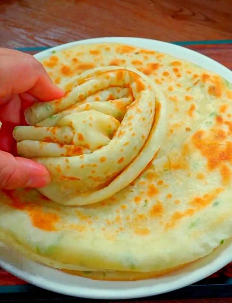 葱花油饼怎么做才一层一层_葱花油饼起层技巧-第2张图片-山城妙识