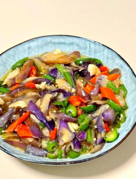 炒茄子怎么炒才不吸油_家常炒茄子做法步骤-第3张图片-山城妙识 炒茄子怎么炒才不吸油_家常炒茄子做法步骤-第3张图片-山城妙识