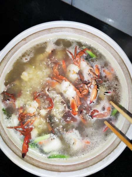 海鲜汤用什么煮最鲜_海鲜汤怎么煮才鲜-第1张图片-山城妙识