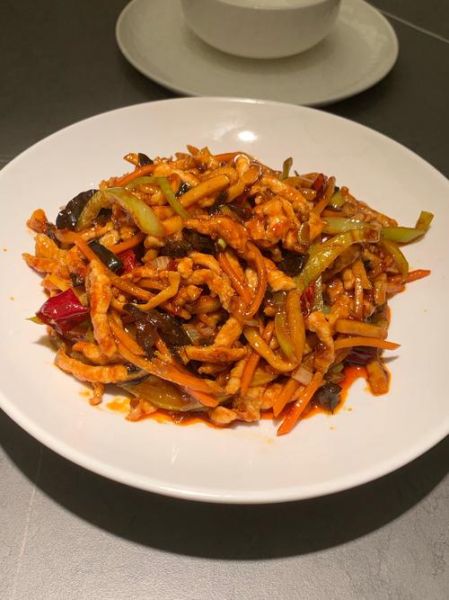 东北肉丝拉皮怎么做_正宗肉丝拉皮做法大全-第3张图片-山城妙识