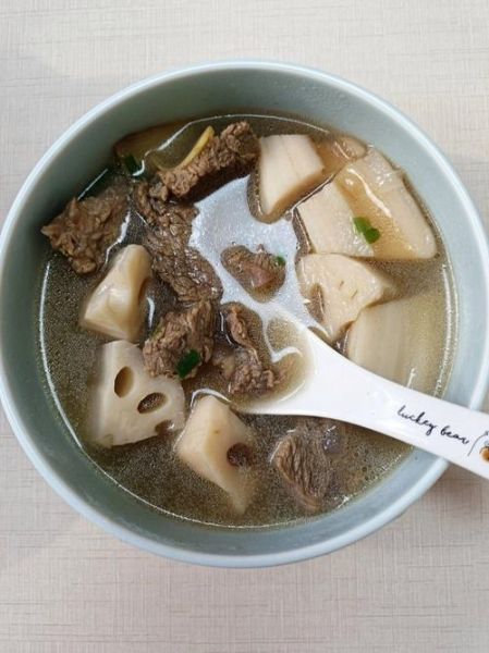 牛肉莲藕汤怎么做_牛肉莲藕汤的做法大全-第1张图片-山城妙识