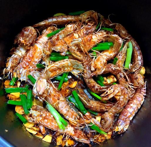 皮皮虾怎么清洗_皮皮虾做法大全-第1张图片-山城妙识 皮皮虾怎么清洗_皮皮虾做法大全-第1张图片-山城妙识