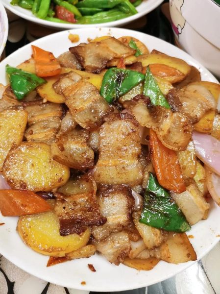 孜然五花肉片怎么做_孜然五花肉片用不用焯水-第1张图片-山城妙识