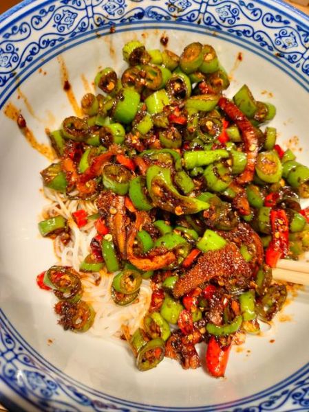 辣椒粉怎么炒又香又辣_辣椒面炒香的正确方法-第1张图片-山城妙识