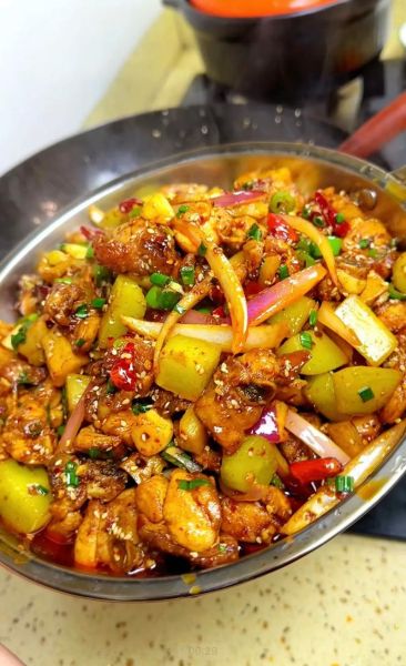 干锅鸡怎么做才正宗_干锅鸡用什么鸡最好-第2张图片-山城妙识 干锅鸡怎么做才正宗_干锅鸡用什么鸡最好-第2张图片-山城妙识