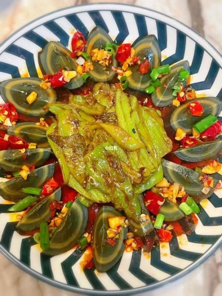 虎皮青椒皮蛋怎么做_皮蛋怎么切不碎-第2张图片-山城妙识