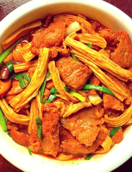 腐竹炒鸡肉怎么炒好吃_腐竹炒鸡肉的家常做法-第1张图片-山城妙识