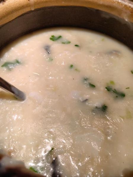 鱼片粥热量_减肥能吃吗-第1张图片-山城妙识 鱼片粥热量_减肥能吃吗-第1张图片-山城妙识