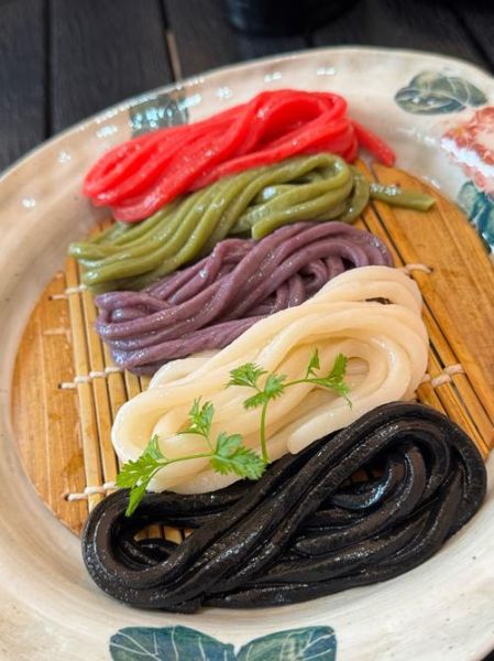 彩色面条怎么做_彩色面条简单做法大全-第2张图片-山城妙识